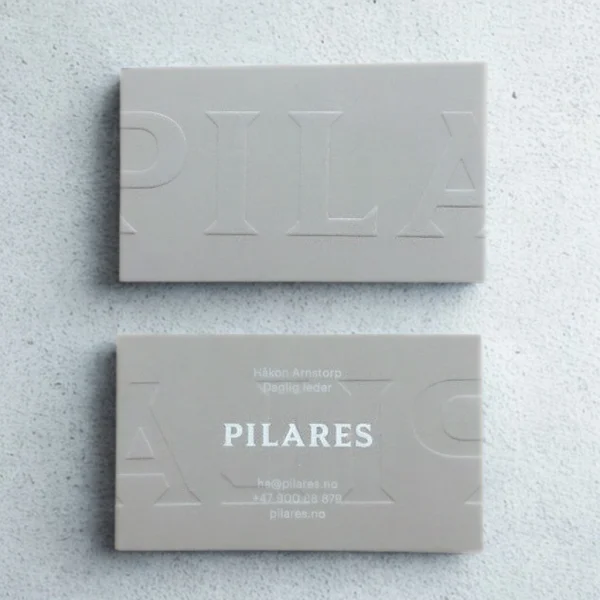 Raised Spot UV Business Cards Canada | Glossy Custom Printing